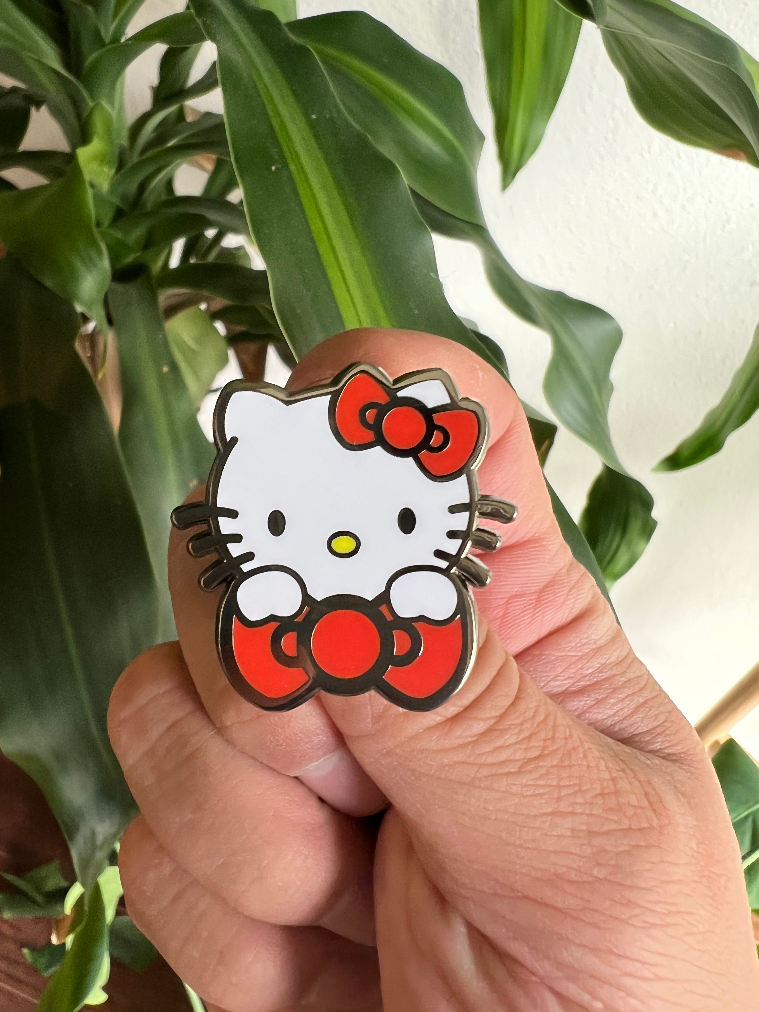 *Peeking Kitty OG Hard Enamel Pin – Hype Pins