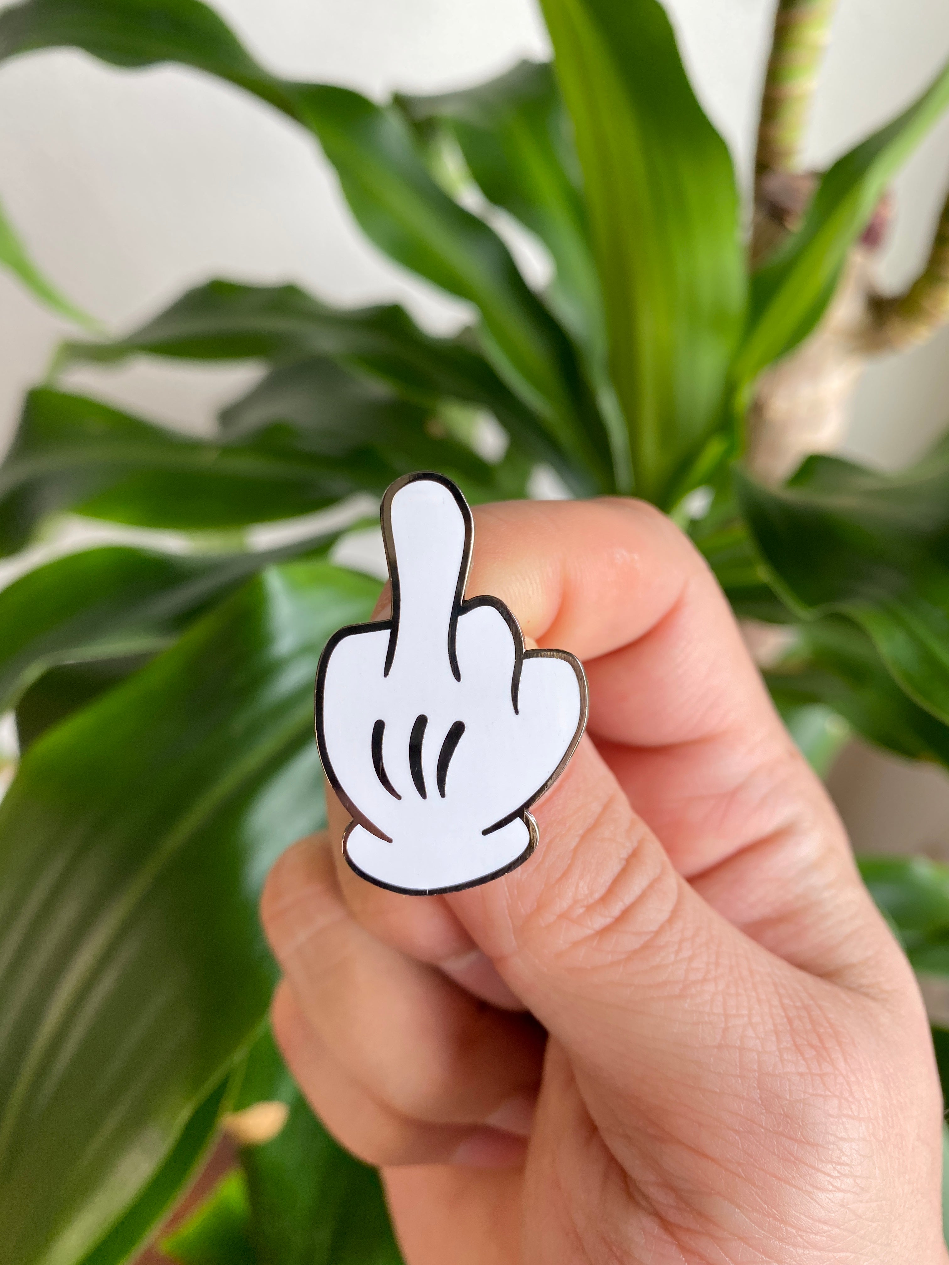 Mickey "The Bird" Hard Enamel Pin – Hype Pins