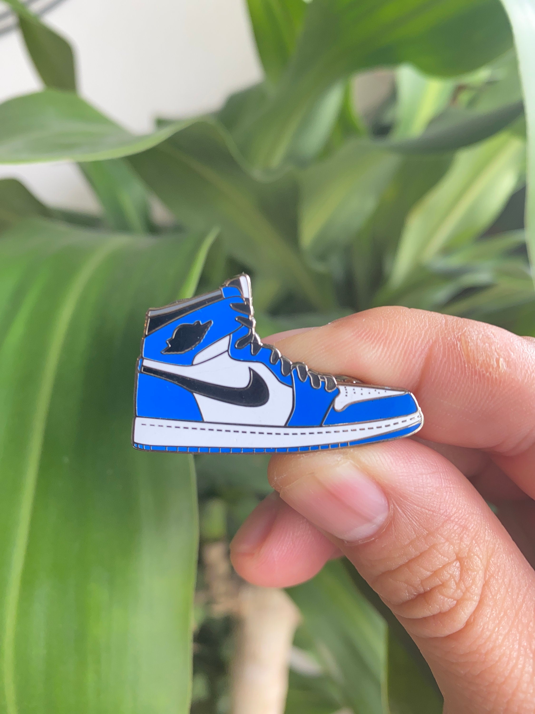 Air Jordan 1 | Royals – Hype Pins
